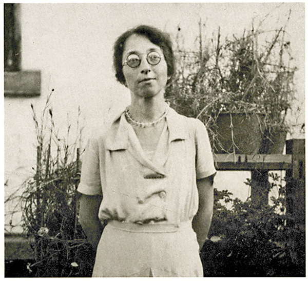 Breaking barriers | Light & Verity | Yale Alumni Magazine